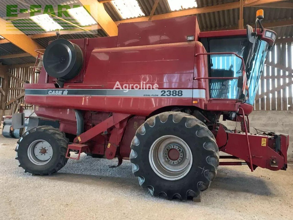 Case IH axial 2388 kombajn za žito