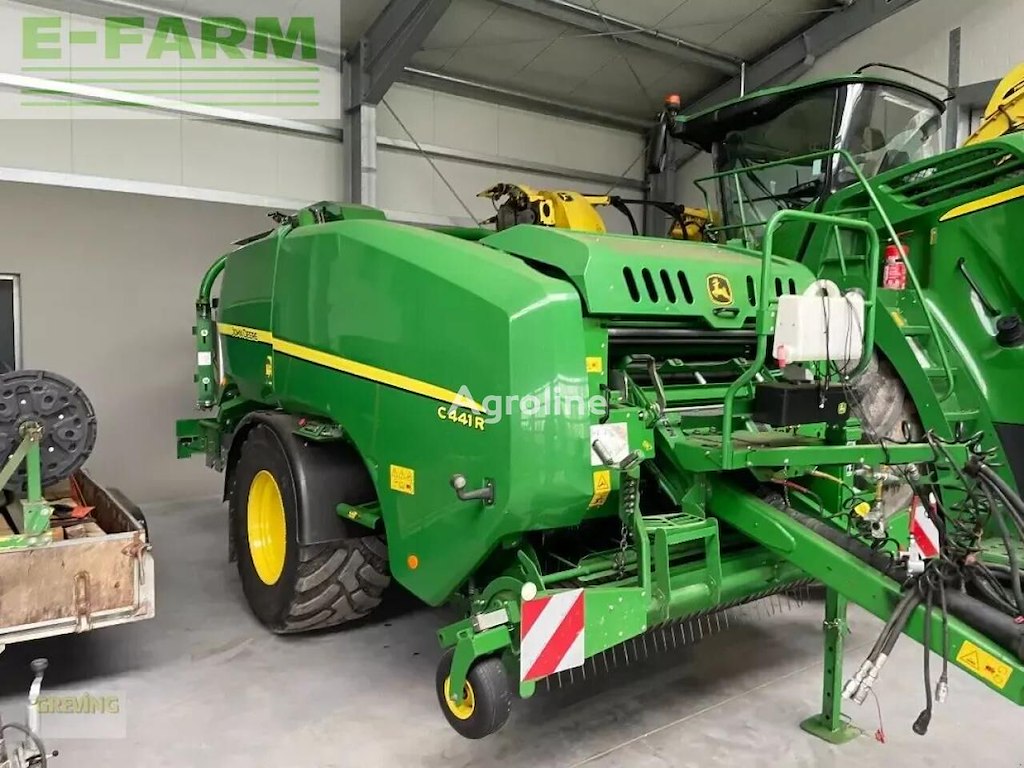 John Deere c441r balirka za četvrtaste bale
