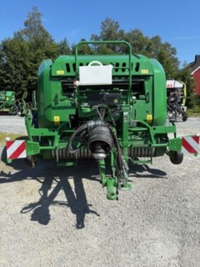 Prodaje se John Deere C441R rundballepresse balirku za okrugle bale na aukciji