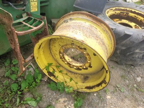 John Deere 3420, 3215, 3415, 3200, 3400, 3800 16x24, R24 Wheel Rim Axe12342 felna