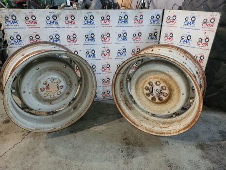 Ford 5000, 6000, 7000, 5600, 6600, 7600 Rear Wheel Rim Pair 14x34, R3 felna