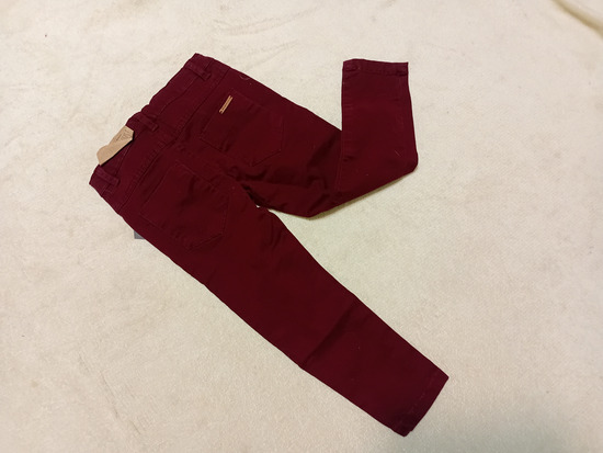 Nove pantalone BEBA KIDS