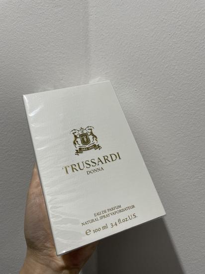 Trussardi donna parfem NOVO