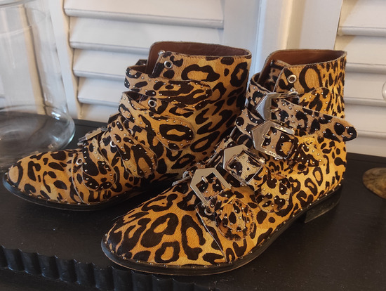 Givenchy cizmice leopard print
