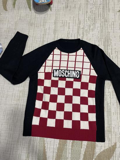 MOSCHINO original dzemper