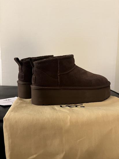 Snizene%nove UGG cizme chocolate