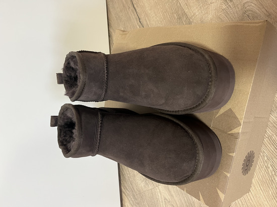 Ugg čizme original NOVE 41