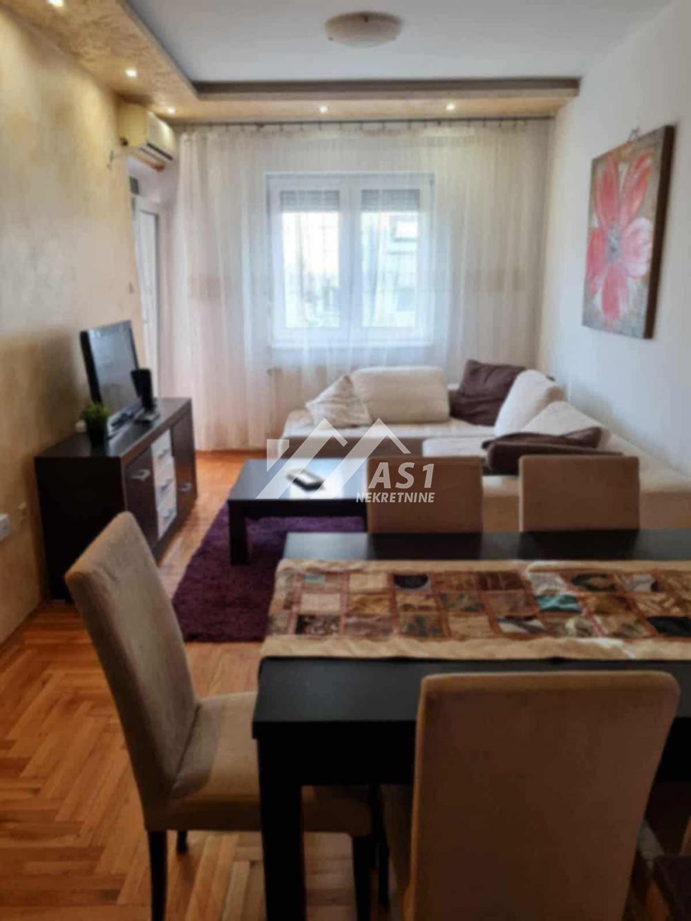 Komforan dvoiposoban , odlična ponuda ID#4749 450 €