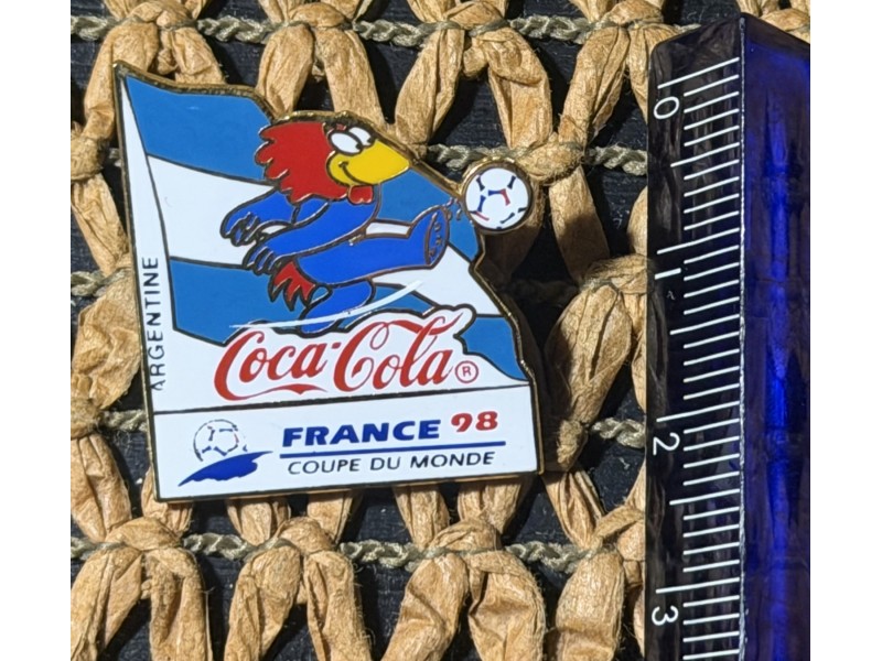 znacka FIFA Francuska 1998.g maskota Coca Cola sponzor