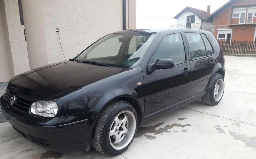 Delovi Golf 4 0000000