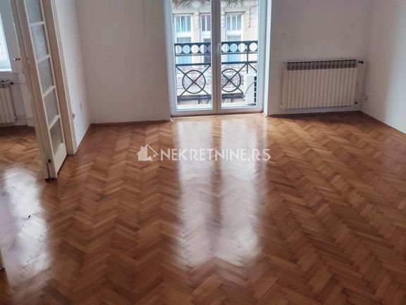 #19019, Izdavanje, P.P., KNEZ MIHAILOVA, 1080 EUR