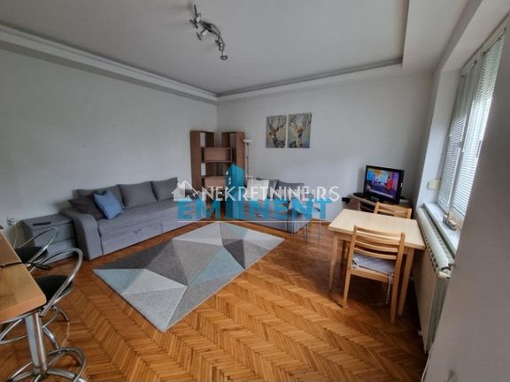 Vračar, Pravni fakultet, Bulevar kralja Aleksandra, 1.0, 38m2, 500 EUR