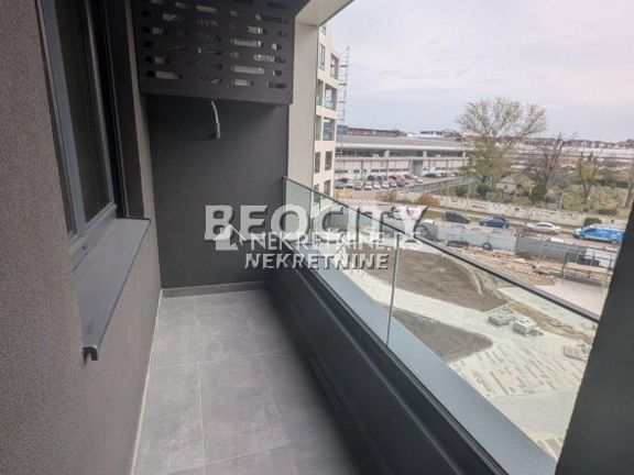 Novi Sad, Sajam, Braće Popović, 1.5, 40m2, 129400EUR