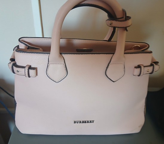 BURBERRY tasna,original