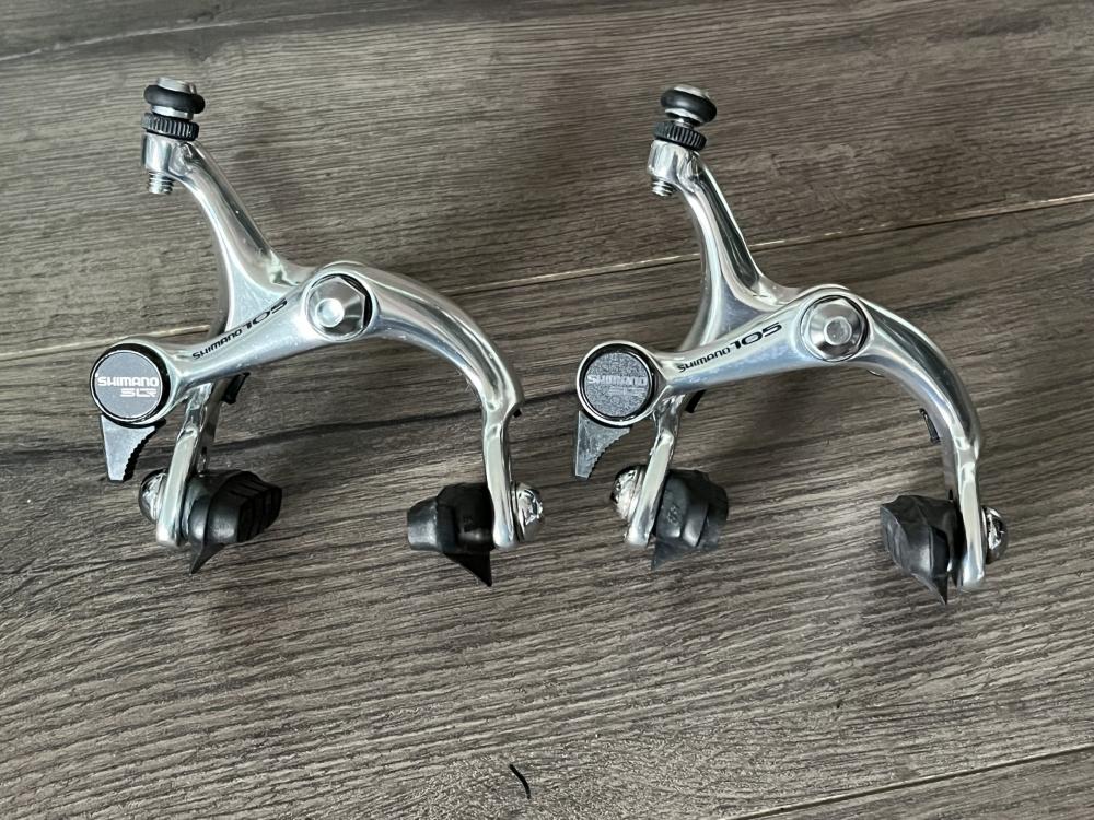 KOČNICE SHIMANO BR-1050 BRAKE SET SILVER 68