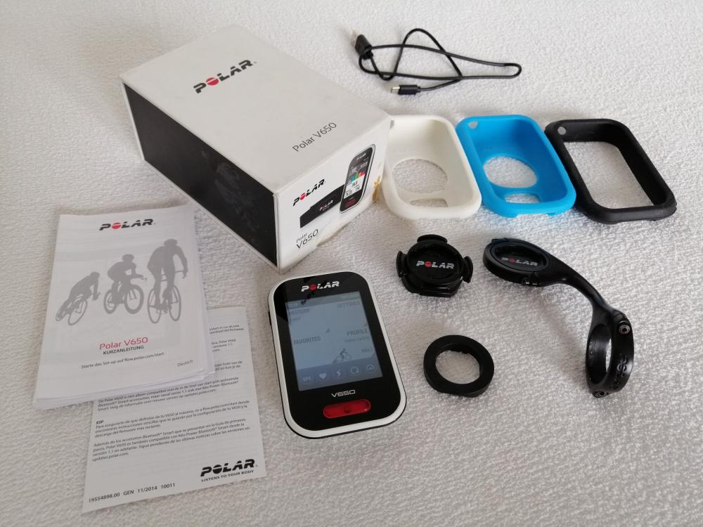 GPS uredjaj POLAR V650, Touch Screen, kao nov