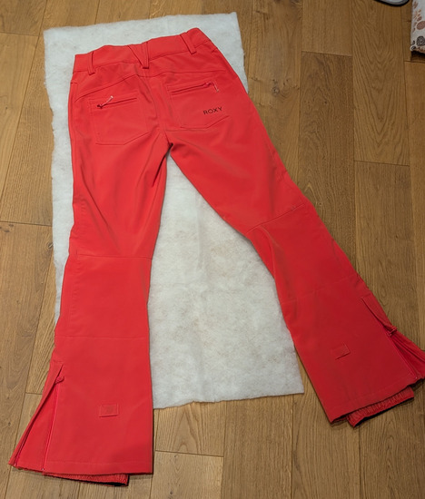 Roxy Creek ski pantalone koralne ❄️