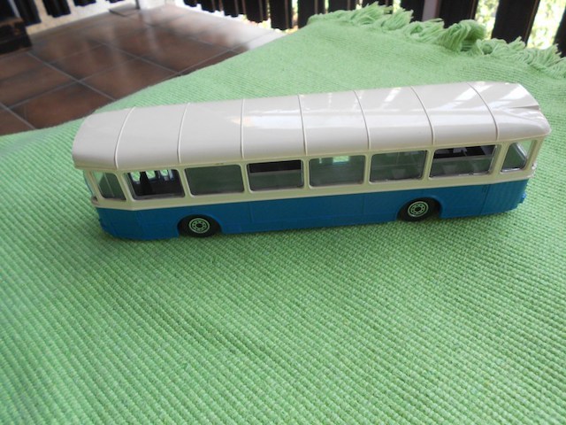Autobus Norev iz `80ih - 1/43 - Made in France