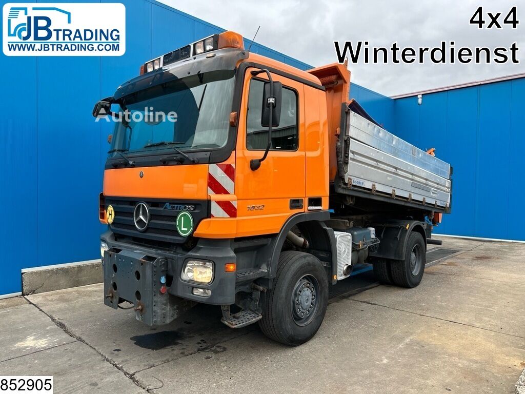 Mercedes-Benz Actros 1832 4X4, Grit spreader, Snow plough, Tipper kiper