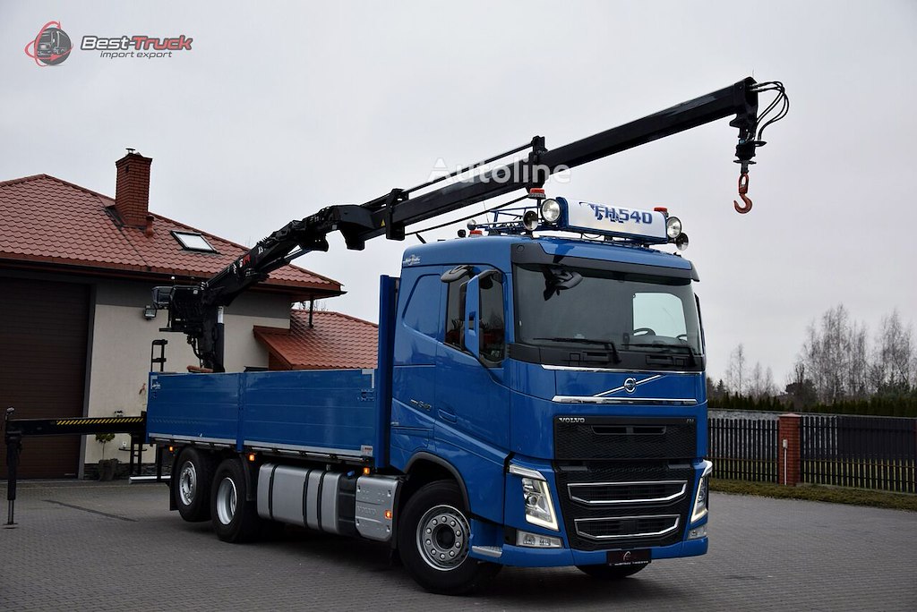 Volvo FH 540 kamion s ravnom platformom