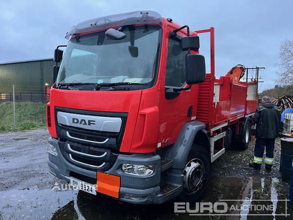 Prodaje se DAF LF260 kamion platforme na aukciji