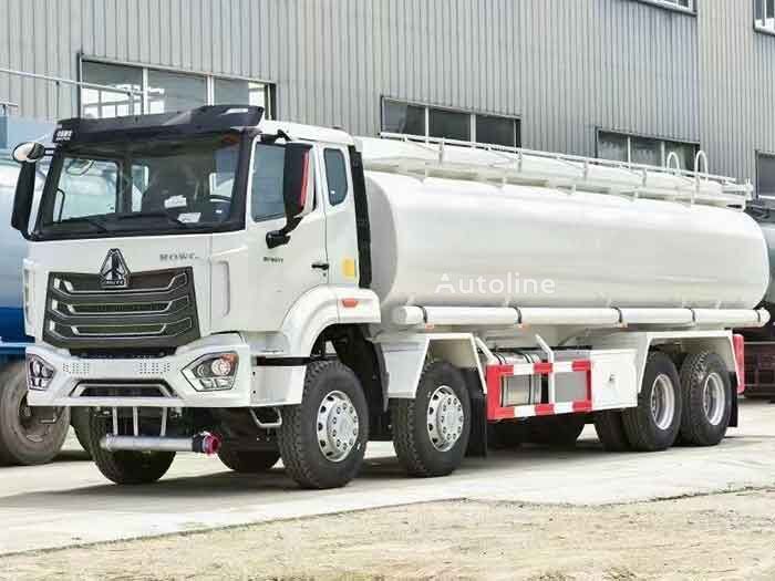 Sinotruk Howo 8x4 Oil Tanker Truck for sale Tanzania autocisterna za gorivo