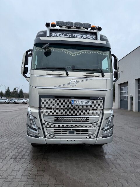 Volvo FH 540 kamion za prevoz drva