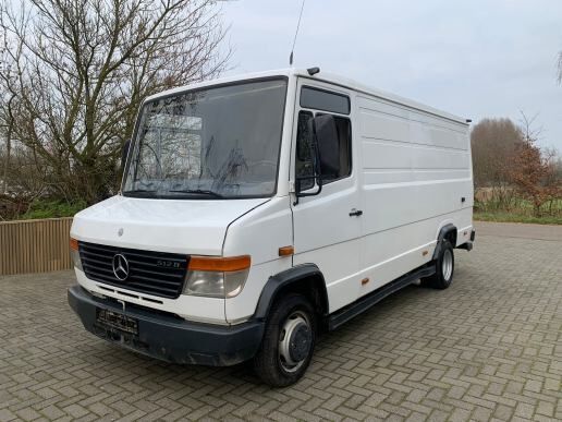 Mercedes-Benz SPRINTER 512D - 4X2 VARIO minibus furgon