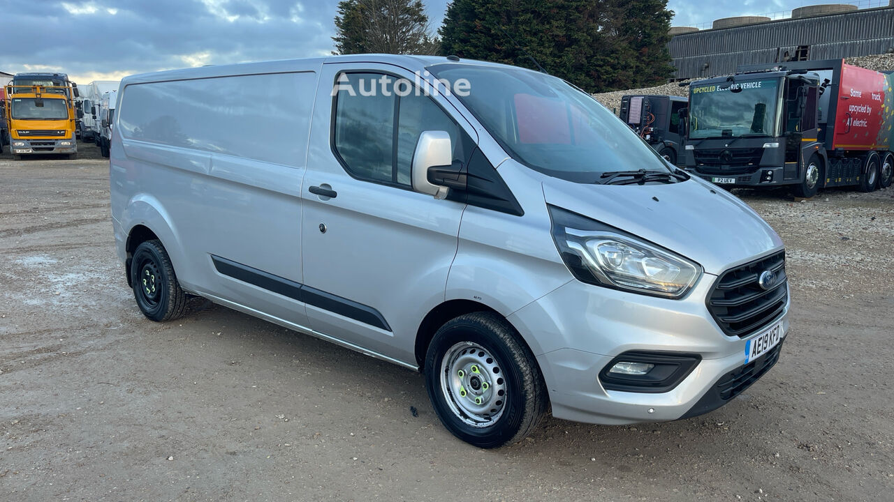 Prodaje se Ford Transit Custom 300 minibus furgon na aukciji