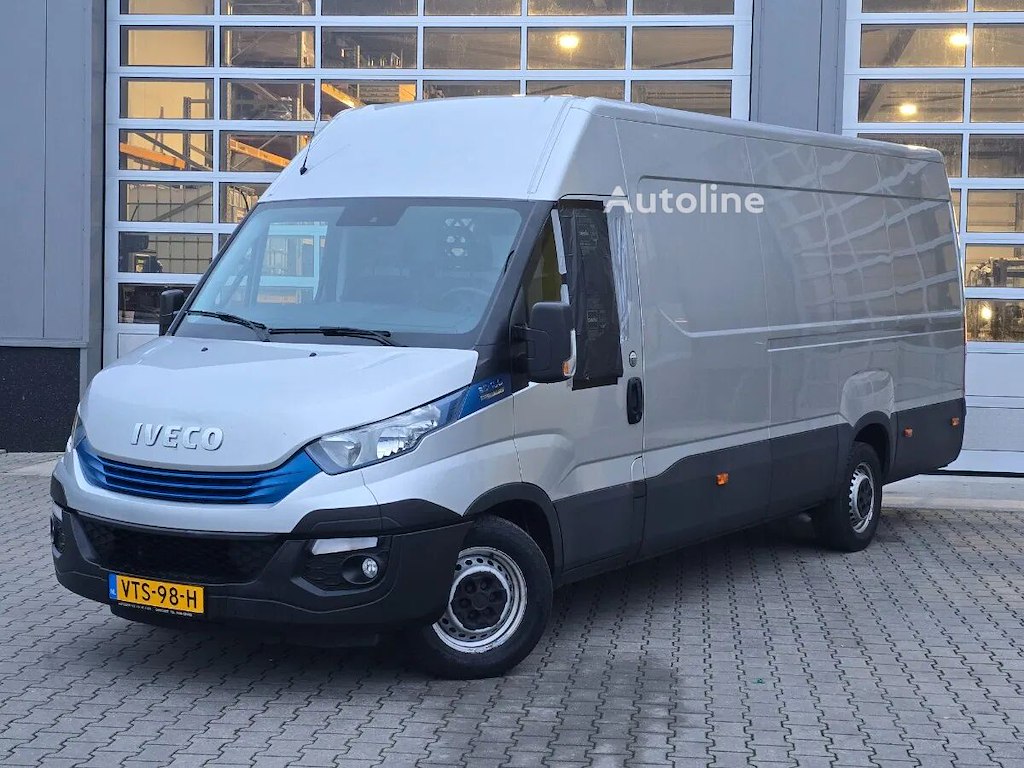 Prodaje se IVECO Daily 35S16 minibus furgon na aukciji