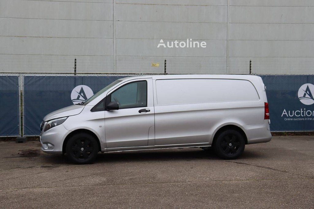 Prodaje se Mercedes-Benz Vito minibus furgon na aukciji