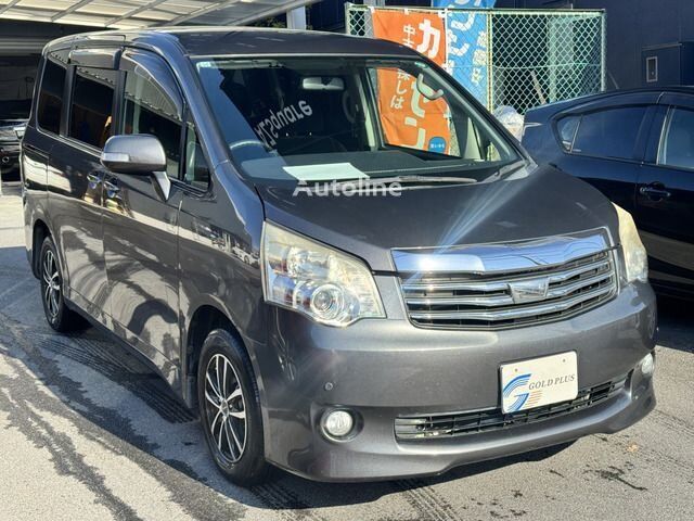 Toyota NOAH kombi minibus