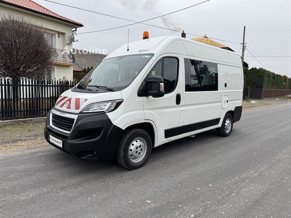 Peugeot Boxer kombi minibus