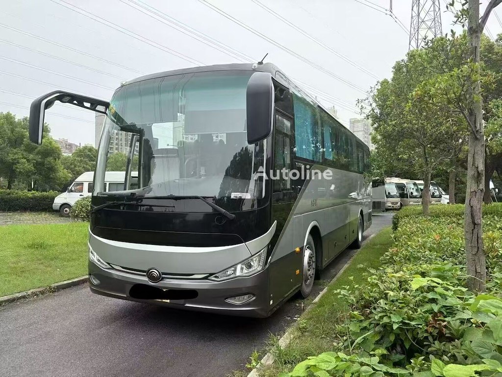 Yutong ZK6117 turistički autobus