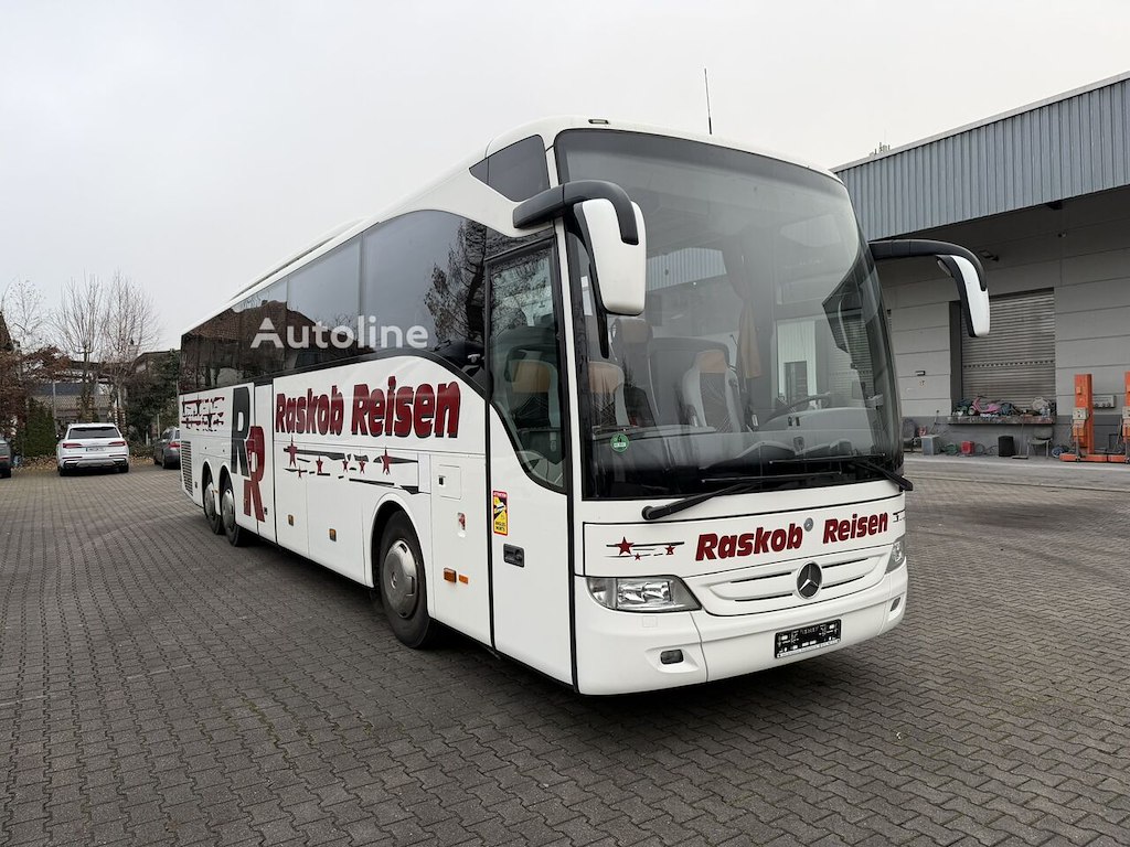 Mercedes-Benz Tourismo RHD-M turistički autobus
