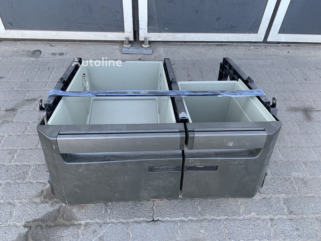 Volvo Storage box 82175205 za Volvo kamiona