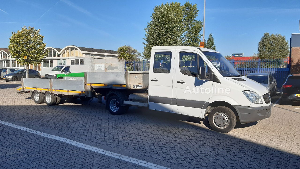 Mercedes-Benz 914 I.C.M. tegljač + poluprikolica sa niskom platformom