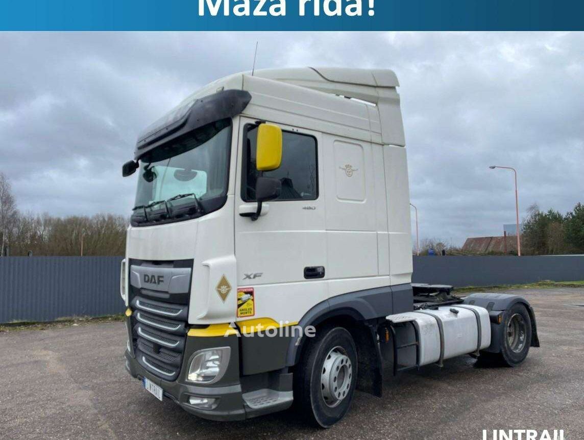 DAF Maža rida tegljač