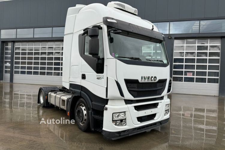 IVECO Stralis 420 Mega tegljač
