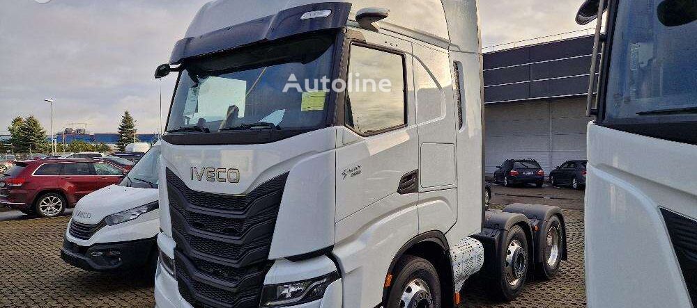 IVECO IVECO S-WAY AS440S46TX/P tegljač