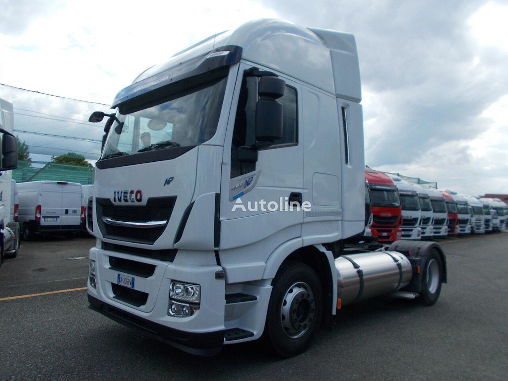 IVECO STRALIS AS440S46T/P LNG tegljač