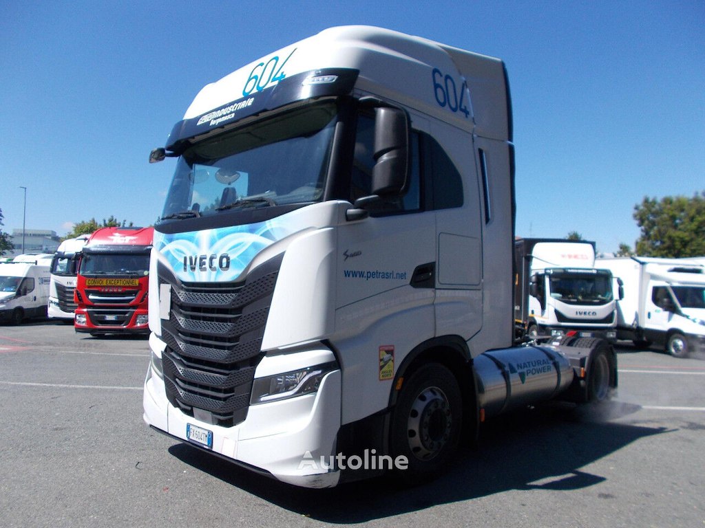 IVECO S-WAY AS440S46T/P LNG tegljač