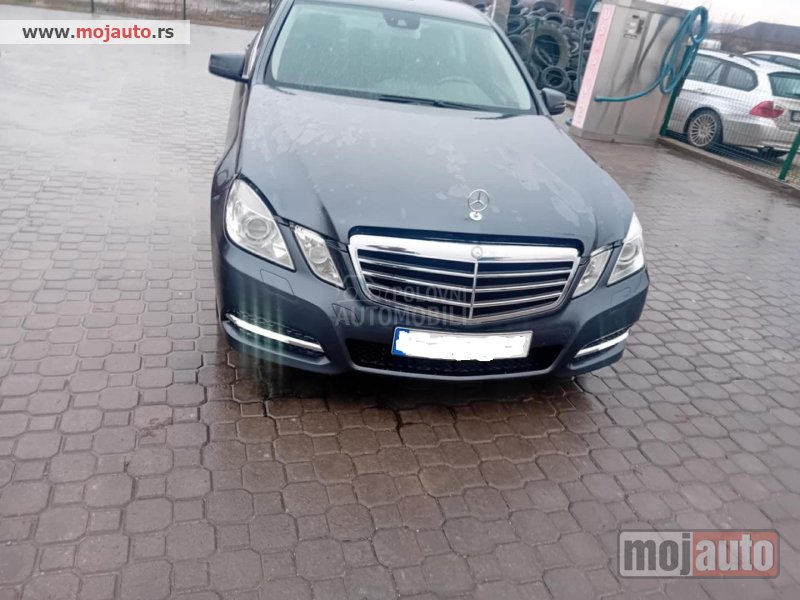 Mercedes E 220 Avantgarde