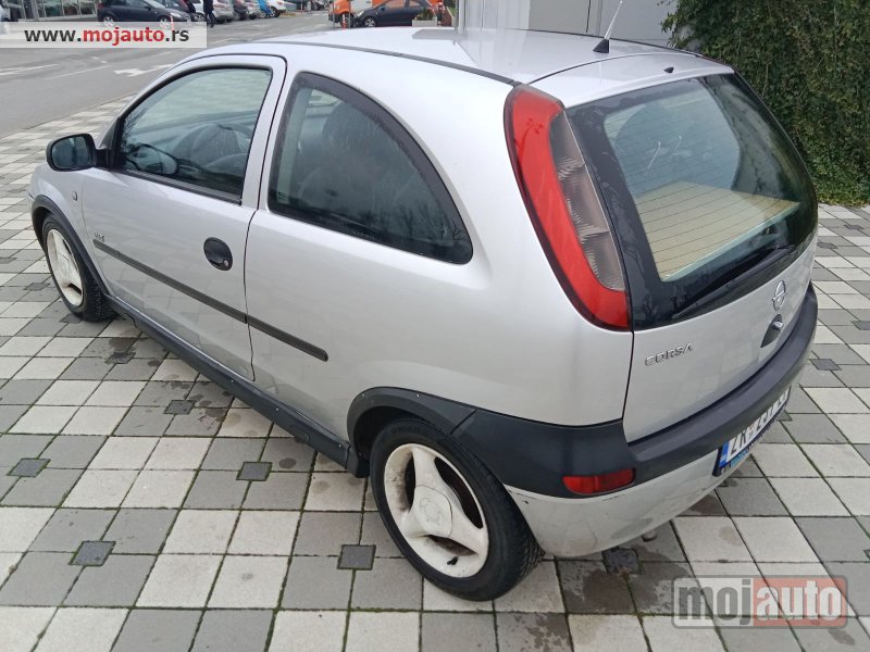Opel Corsa 1.0B Klima