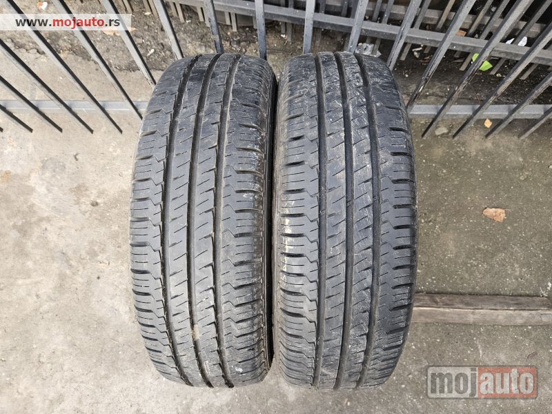 215-70-15C Hankook teretne gume za kombi vozila kao nove
