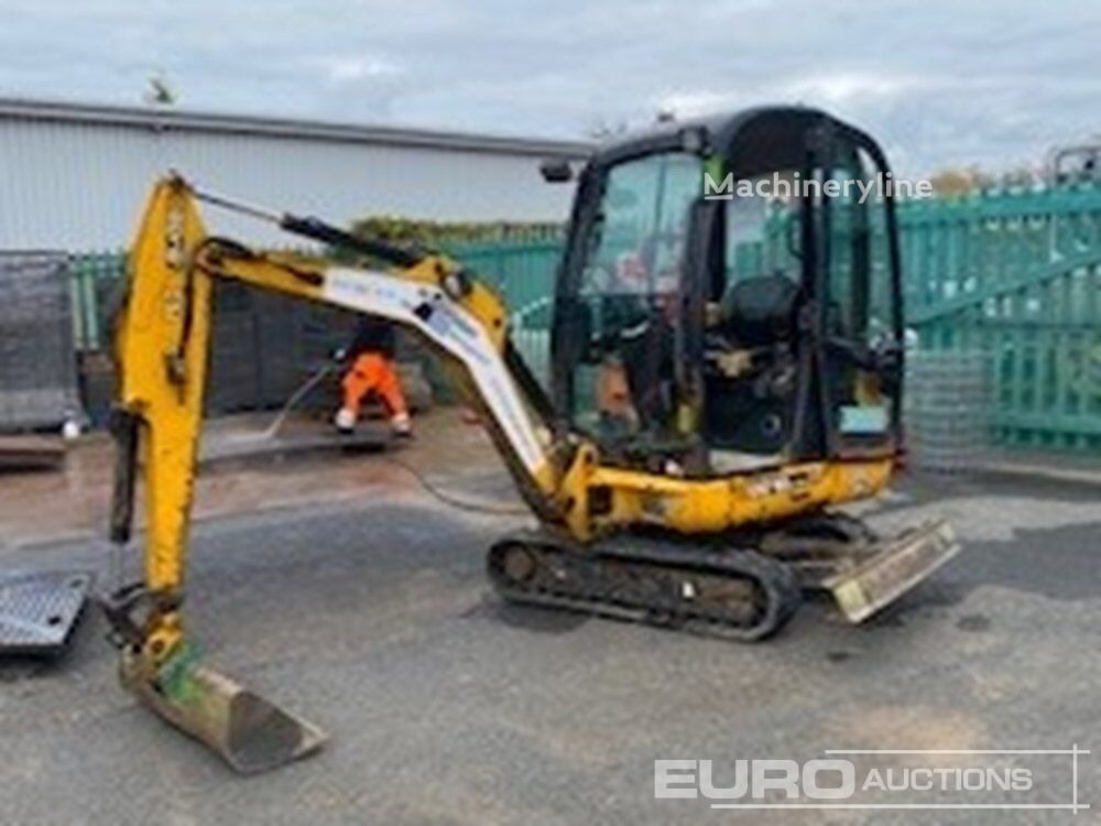 Prodaje se JCB 8018 mini bager na aukciji