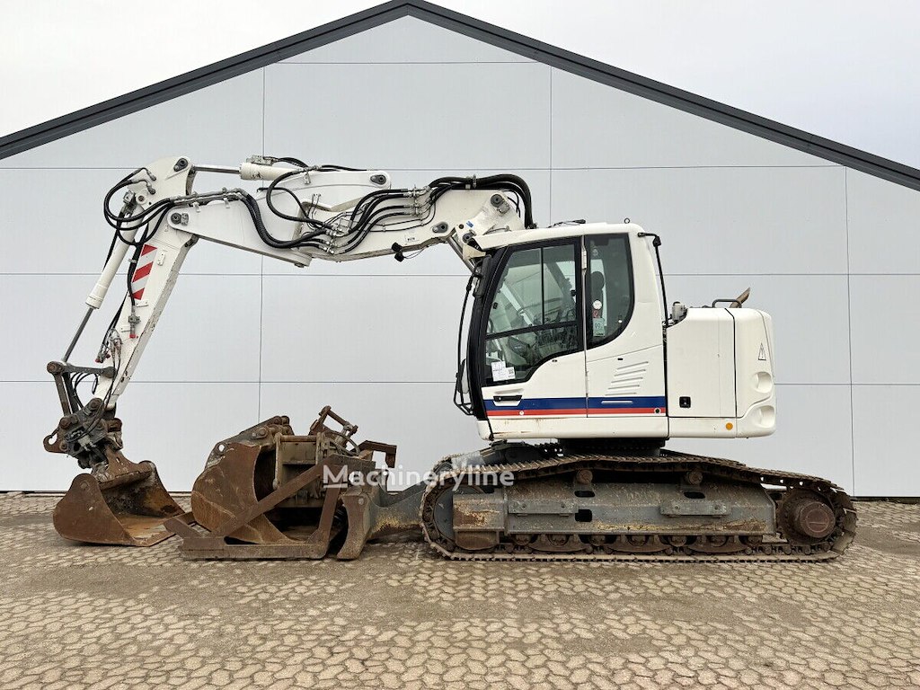 Liebherr R914 Compact bager guseničar