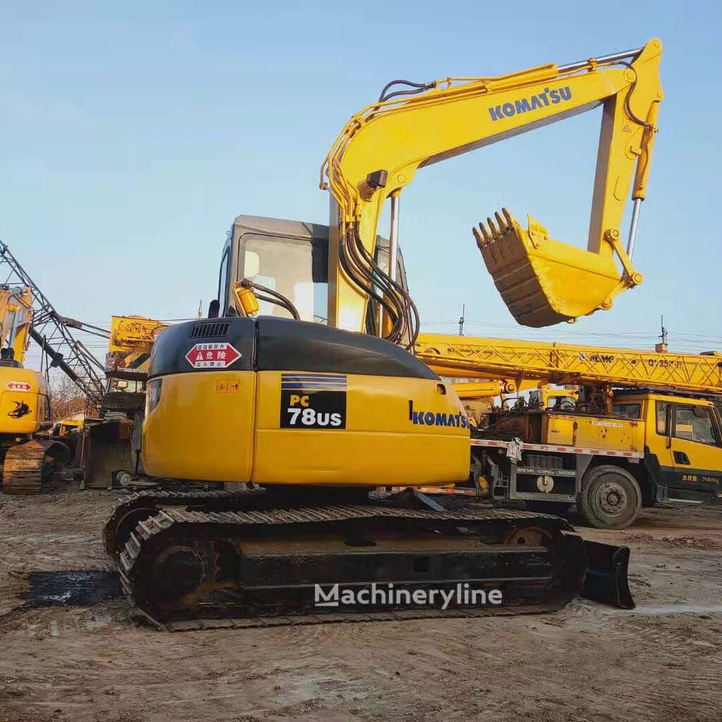Komatsu PC78 bager guseničar