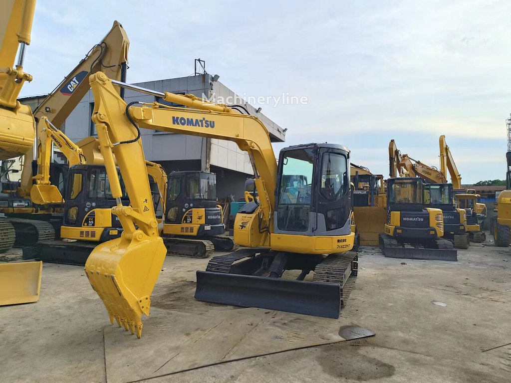 Komatsu PC78 mini bager