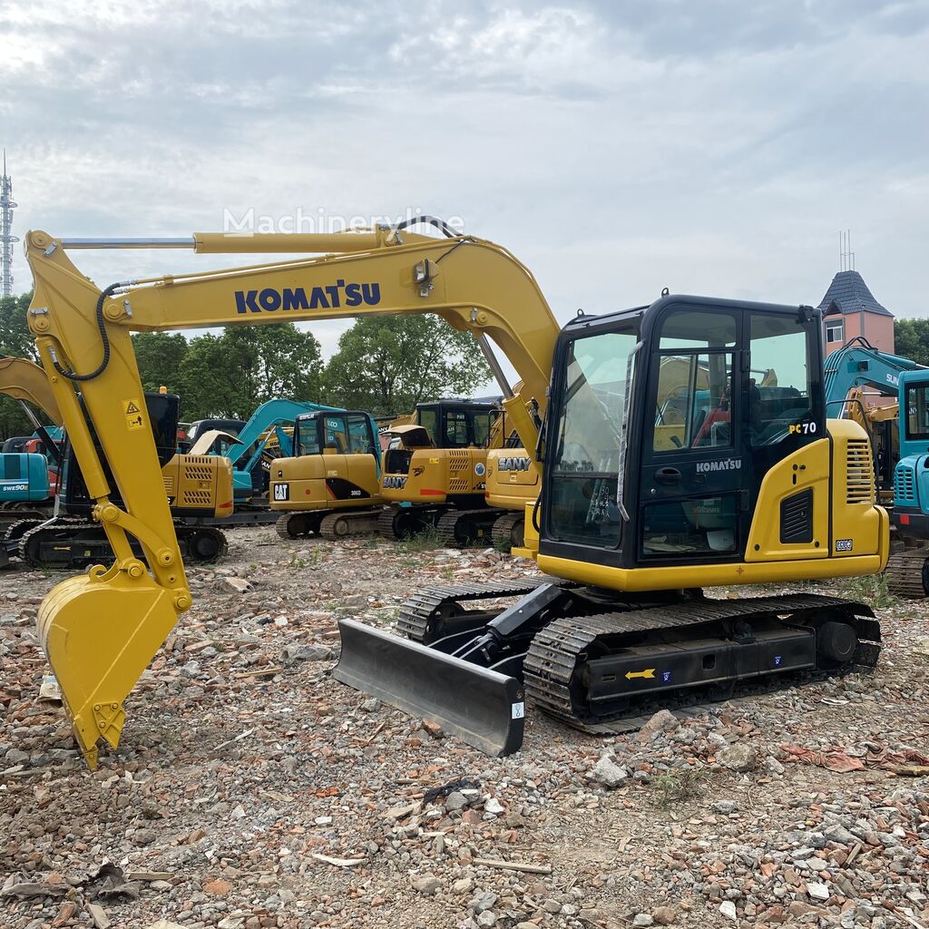 Komatsu PC70 bager guseničar